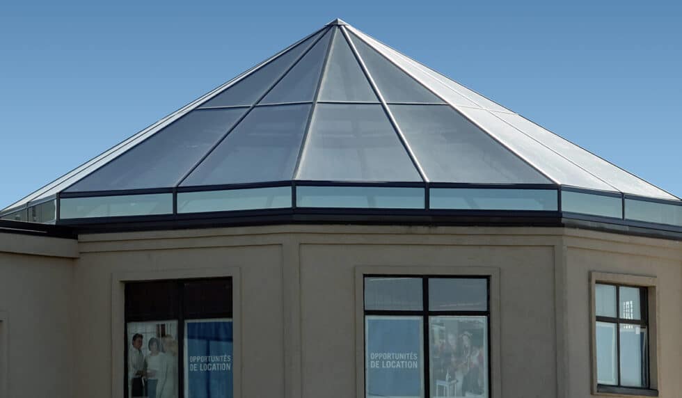 Toit vitré : sublimez votre espace | Solariums Zytco